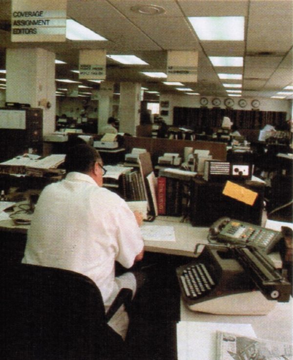 VOA 1980 Newsroom – Cold War Radio Museum